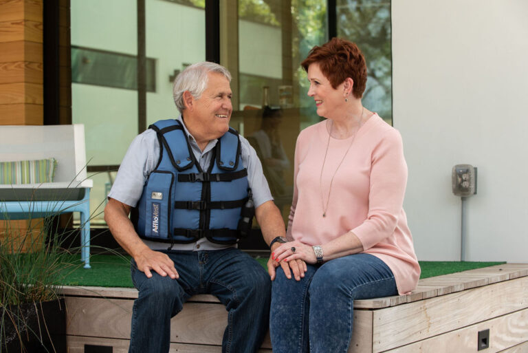 Mobile Airway Clearance Therapy HFCWO Vest | AffloVest